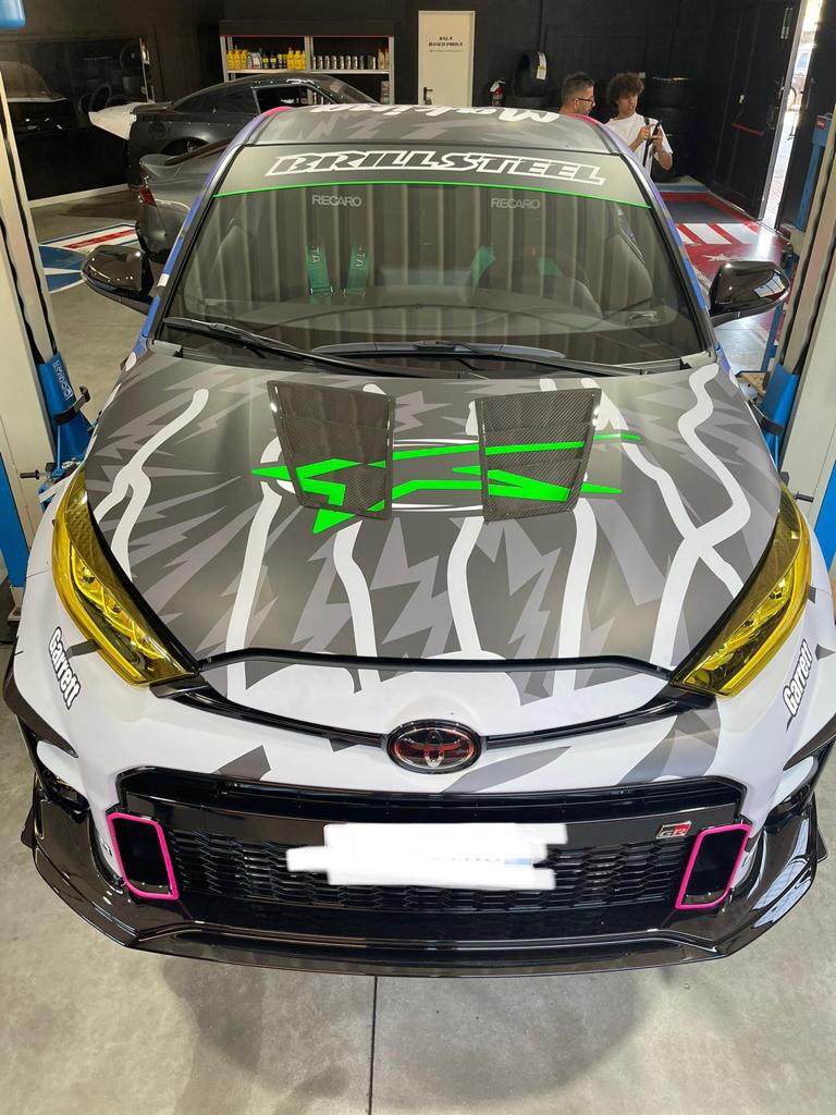 RSI c6 - Front Bonnet Extractor Toyota GR Yaris | Royal Body Kits