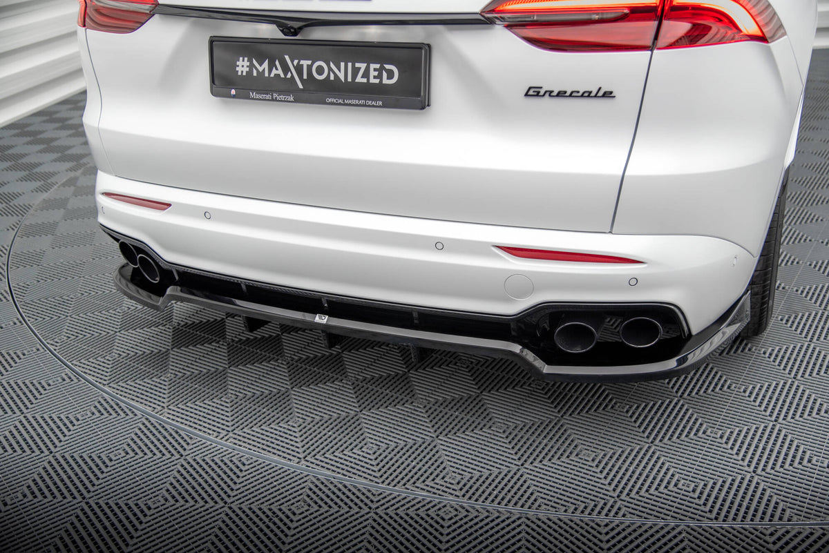 Maxton Design - Central Rear Splitter (with Vertical Bars) Maserati ...