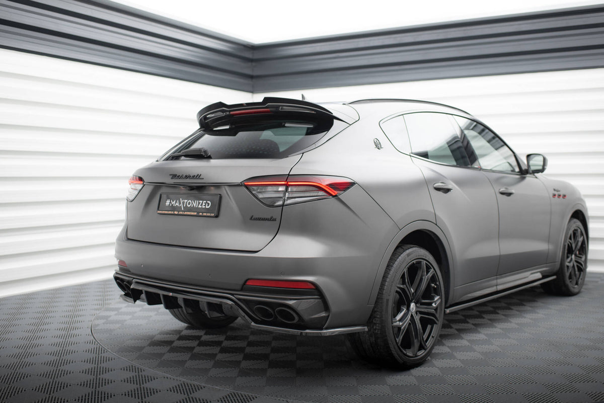 Maxton Design - Central Rear Splitter (with Vertical Bars) Maserati ...