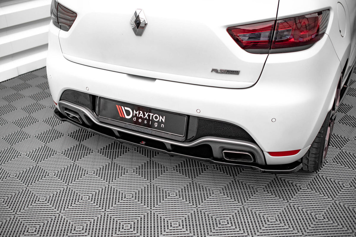Maxton Design - Central Rear Splitter (with Vertical Bars) Renault Clio ...