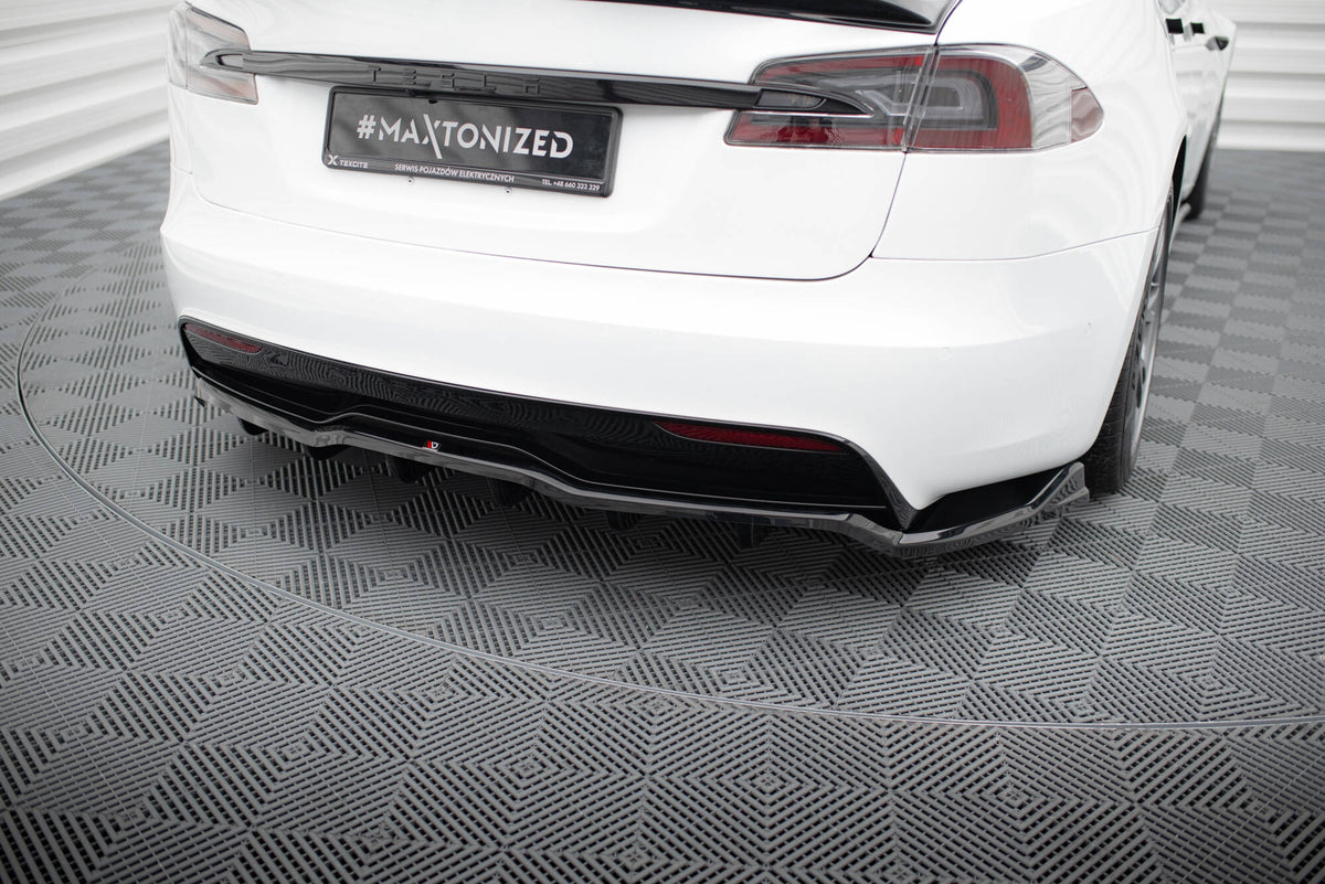 Maxton Design - Central Rear Splitter (with Vertical Bars) V.1 Tesla ...