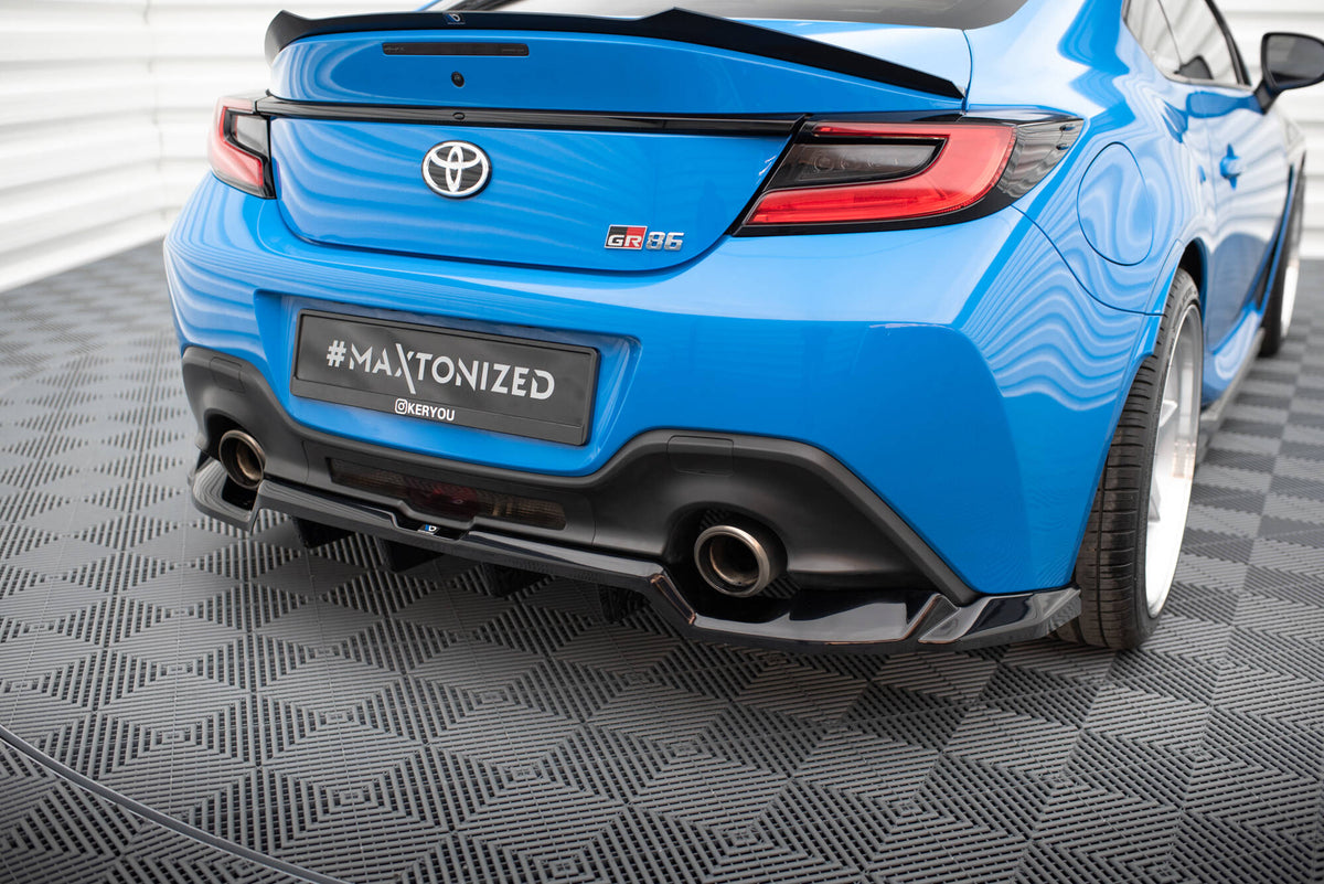 Maxton Design - Central Rear Splitter (with Vertical Bars) V.1 Toyota ...