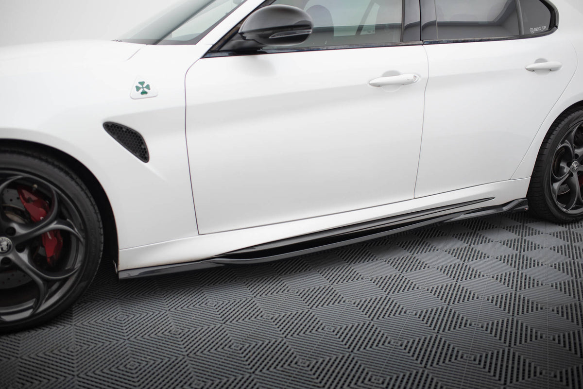 Maxton Design - Side Skirts Diffusers Alfa Romeo Giulia Quadrifoglio ...