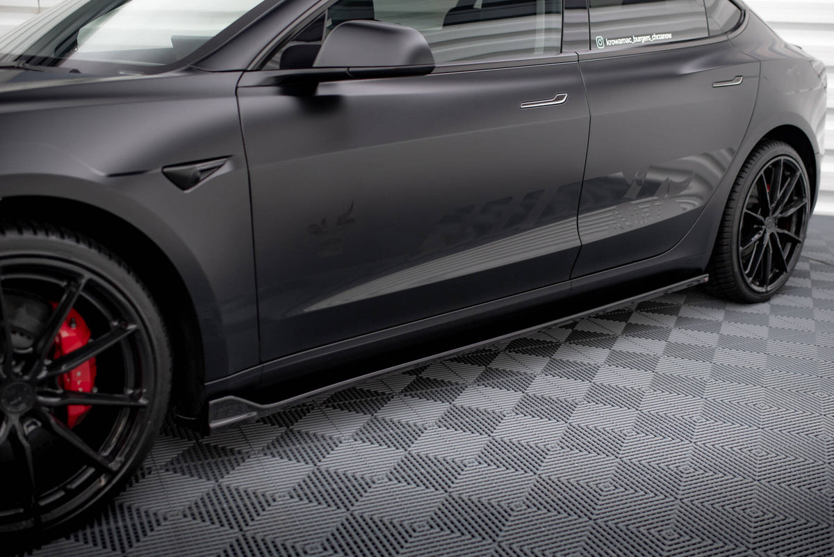 Maxton Design - Side Skirts Diffusers V.2 Tesla Model 3 | Royal Body Kits