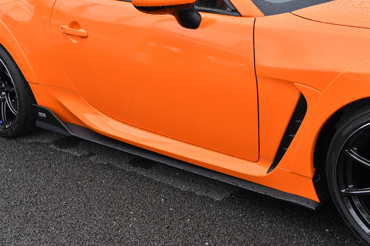 TOM'S Racing - Side Skirts Diffusers Toyota GR86 | Royal Body Kits