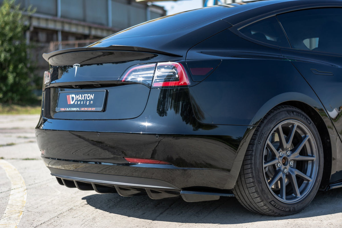 Maxton Design - Rear Valance V.1 Tesla Model 3 | Royal Body Kits